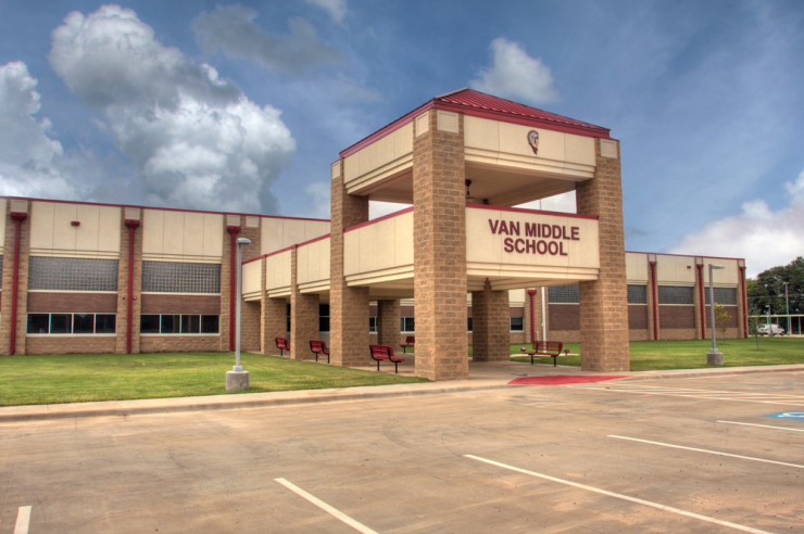 Van ISD – Middle School - Jackson Construction